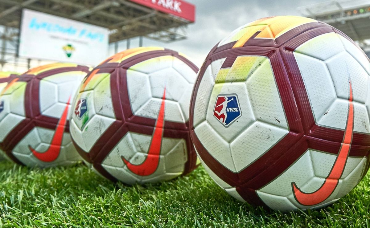 NWSL kicks off new era aboard a landmark broadcast deal