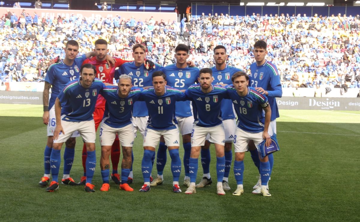 Italy squad for Euro 2024: Who should be in the starting lineup - World ...