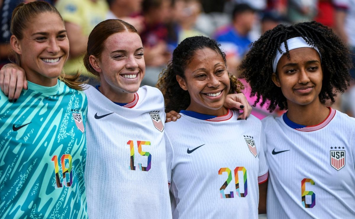 Unstoppable USWNT slams South Korea to kick off Hayes era - World ...