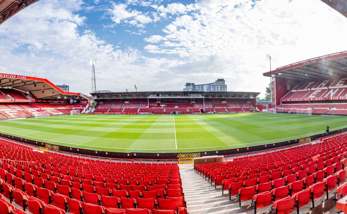 Nottingham Forest owner targets massive new stadium - World Soccer Talk