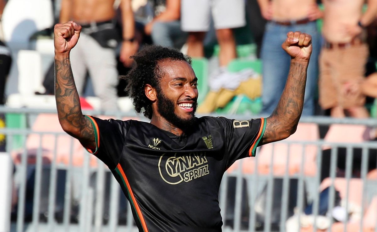 First this season: Busio finds net in jubilee 100th Venezia game ...