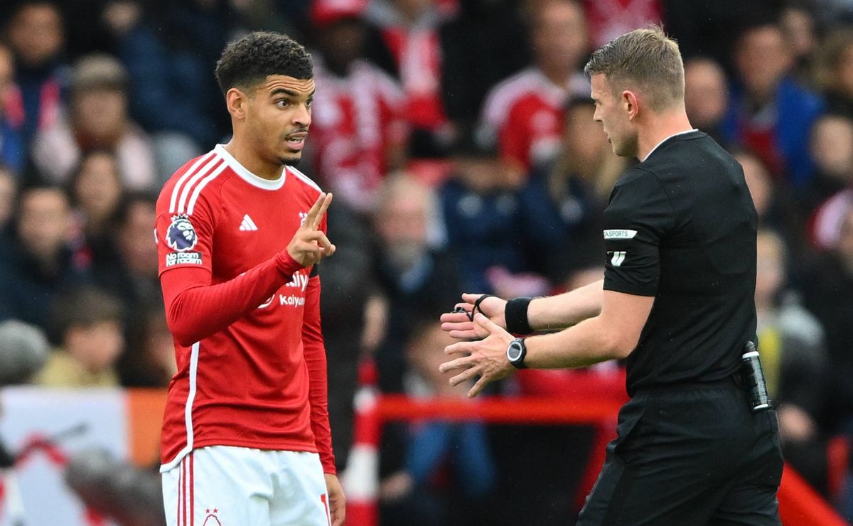 $1 million tweet: Nottingham Forest pays price for criticizing refs