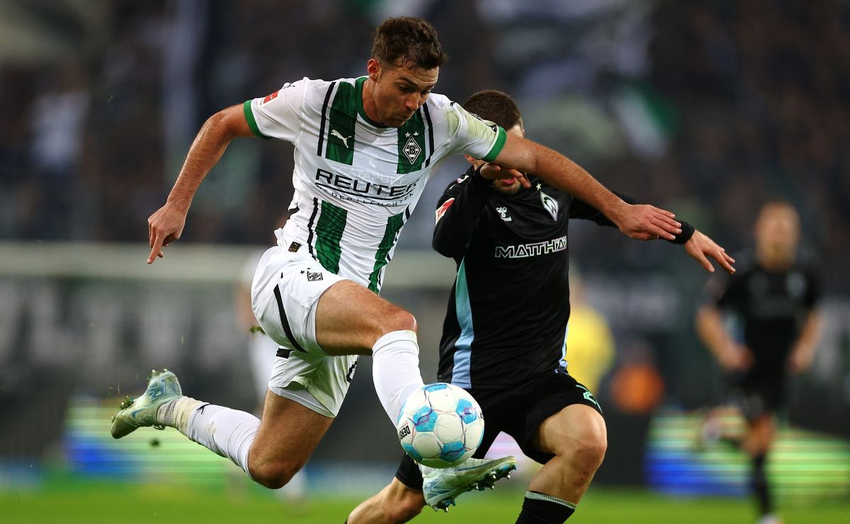 Joe Scally interview: Life under Pochettino and at Gladbach